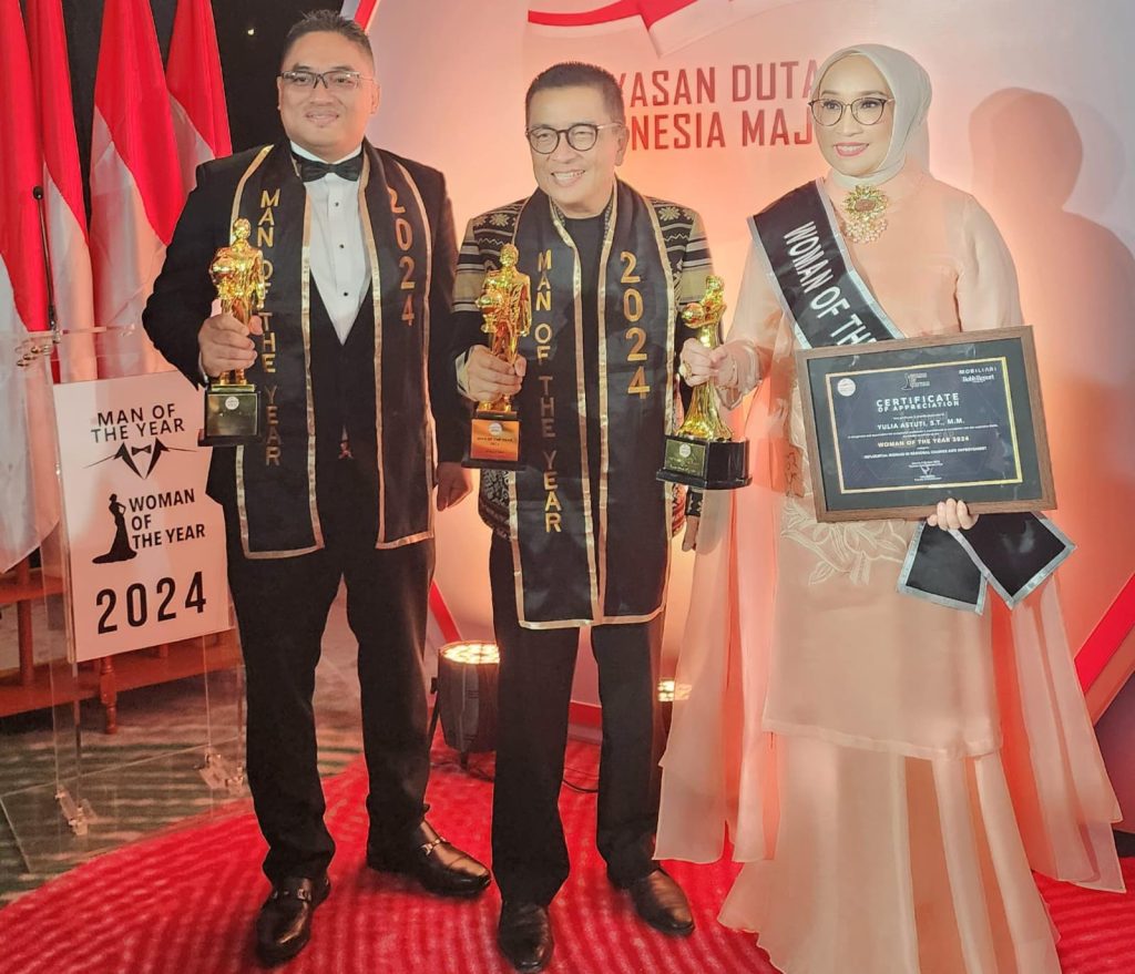 Tiga Tokoh Asal Sumsel Raih Penghargaan Man/Woman Of The Year 2024 - umkmtv.com